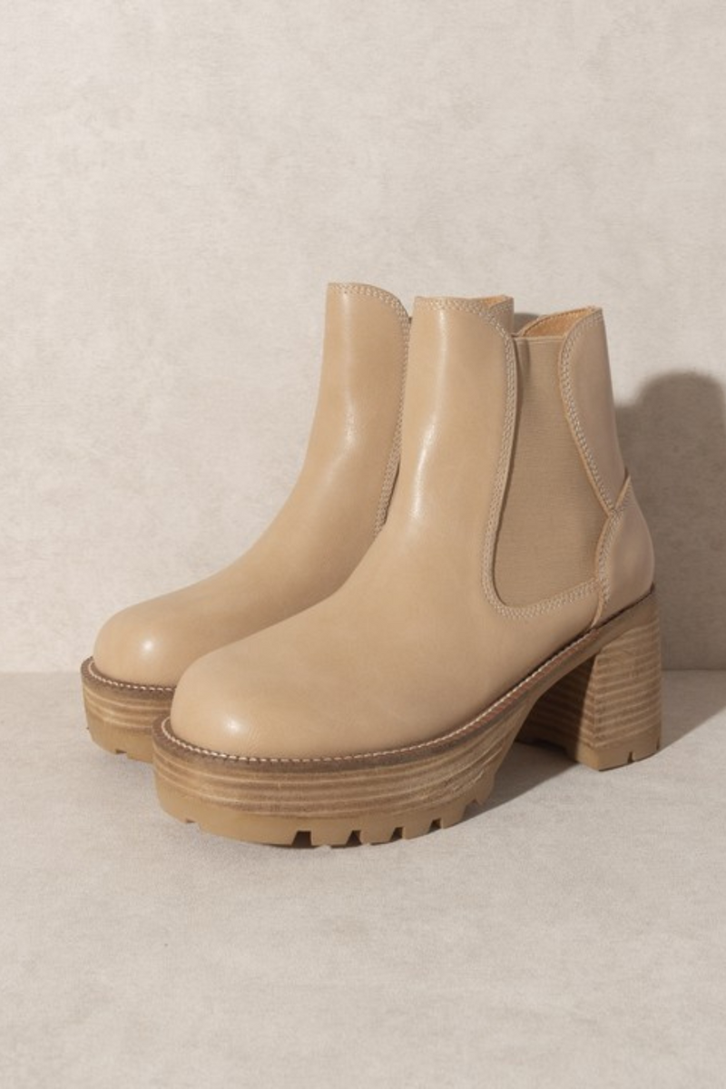 Dorothy Chelsea Boot – Sole Statesboro